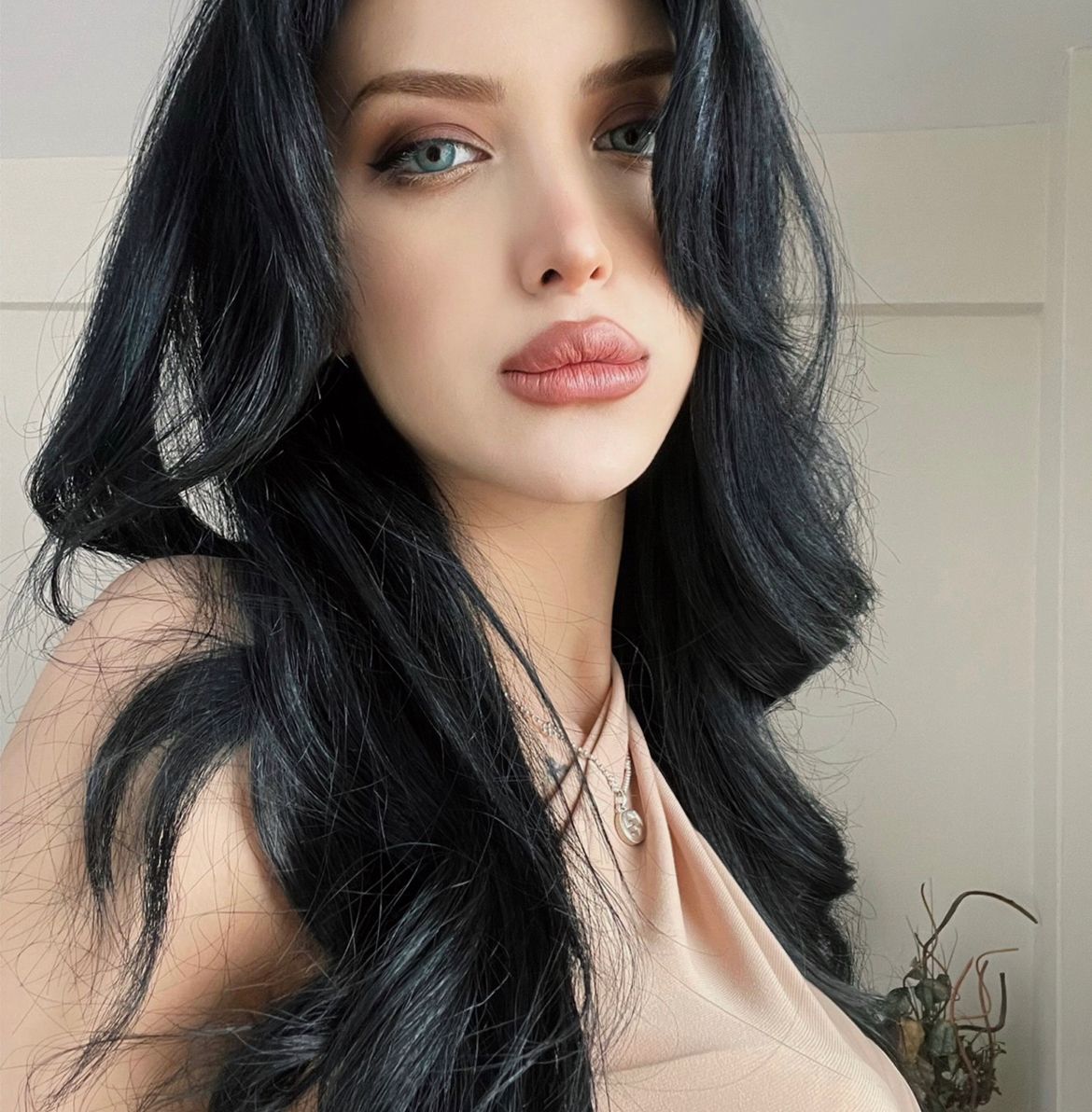 Gizem Dogan NFT Artist Interview | NFT CULTURE | NFT News | Web3 Culture | NFTs & Crypto Art