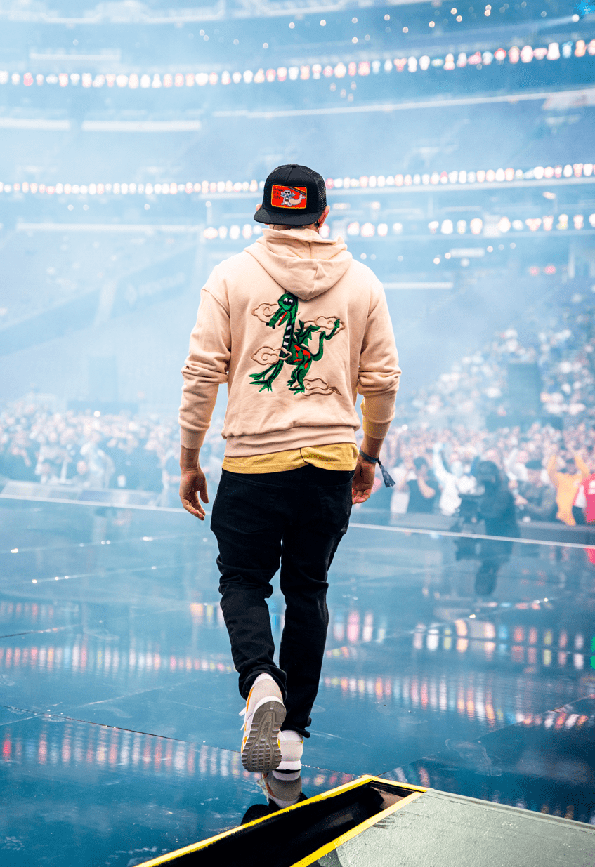 Gary Vaynerchuck x NFTCulture Interview. VeeCon & The future of NFTs ...